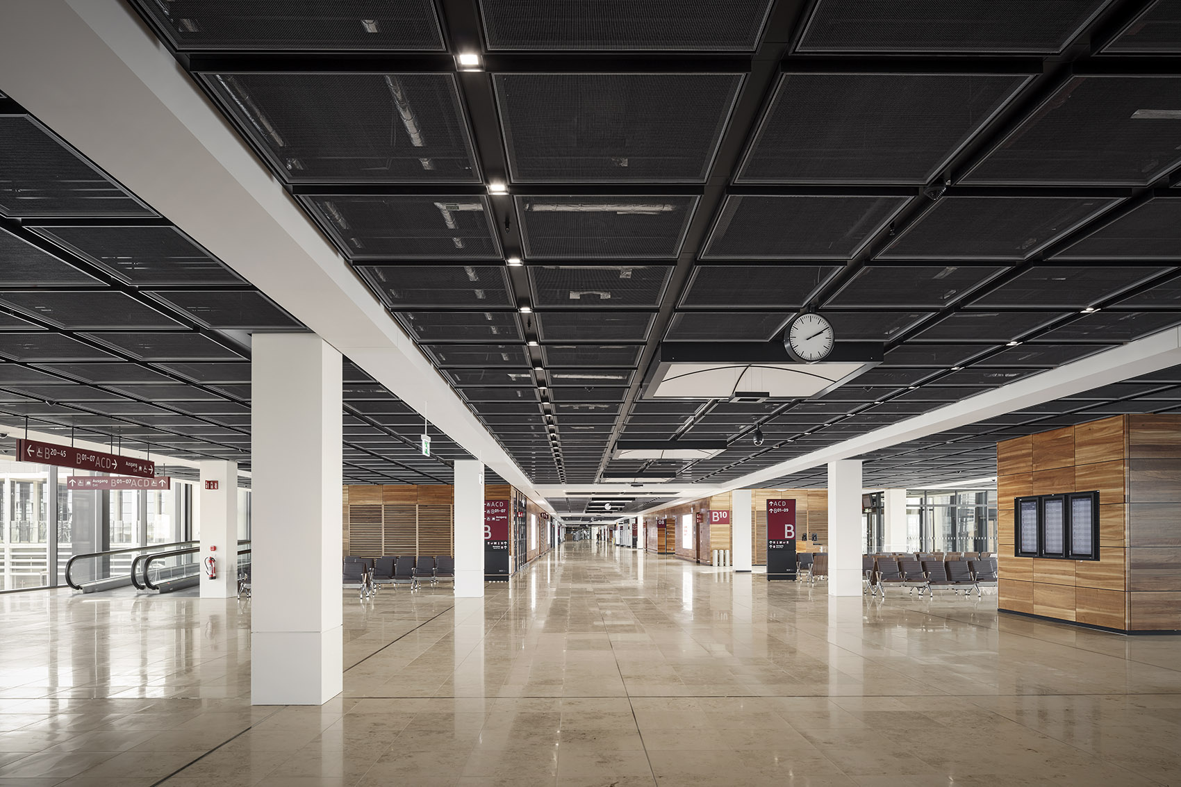 Ready for Take-off：Air traffic starting at BER by gmp - 谷德设计网