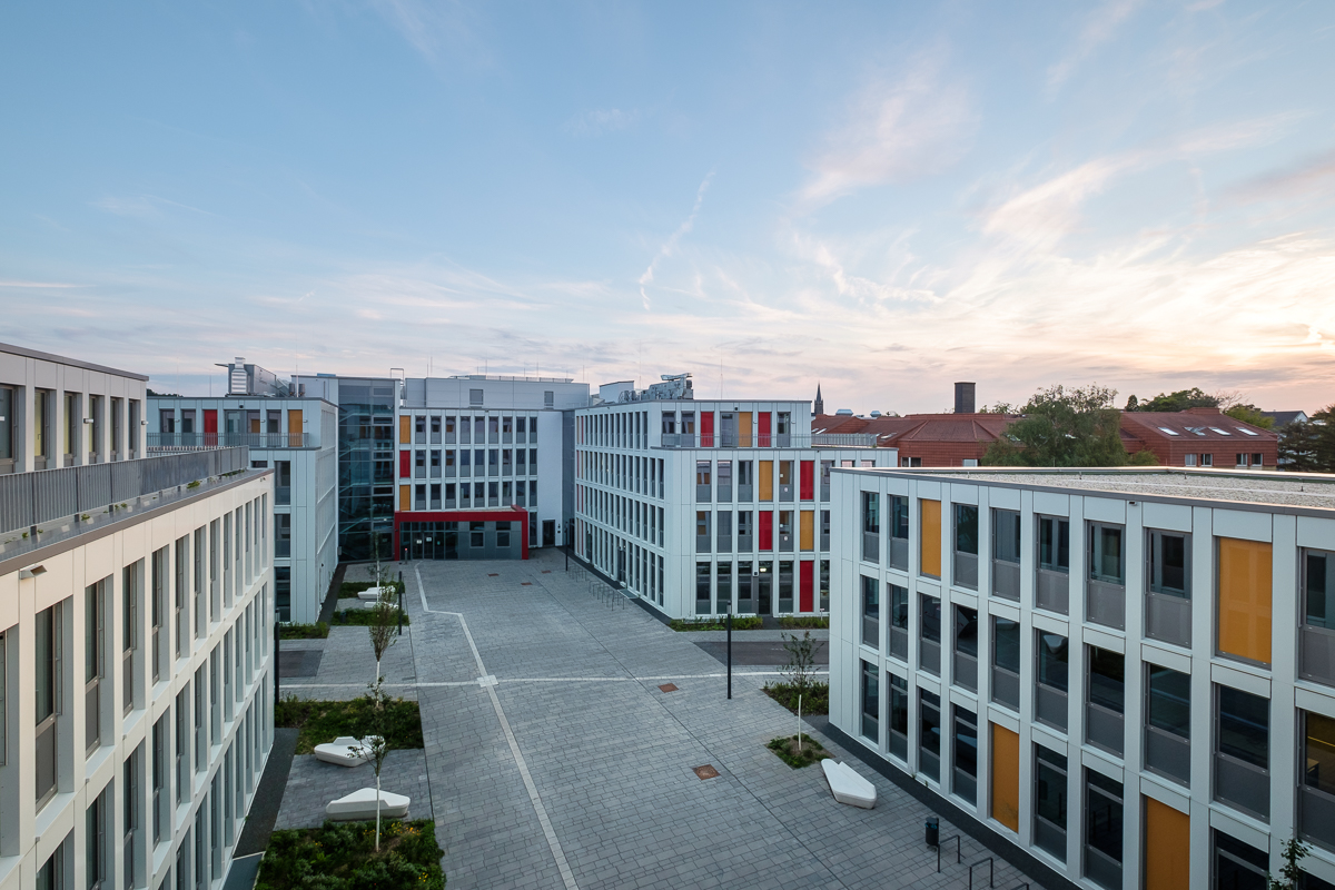University campus open spaces Poppelsdorf by SINAI - 谷德设计网