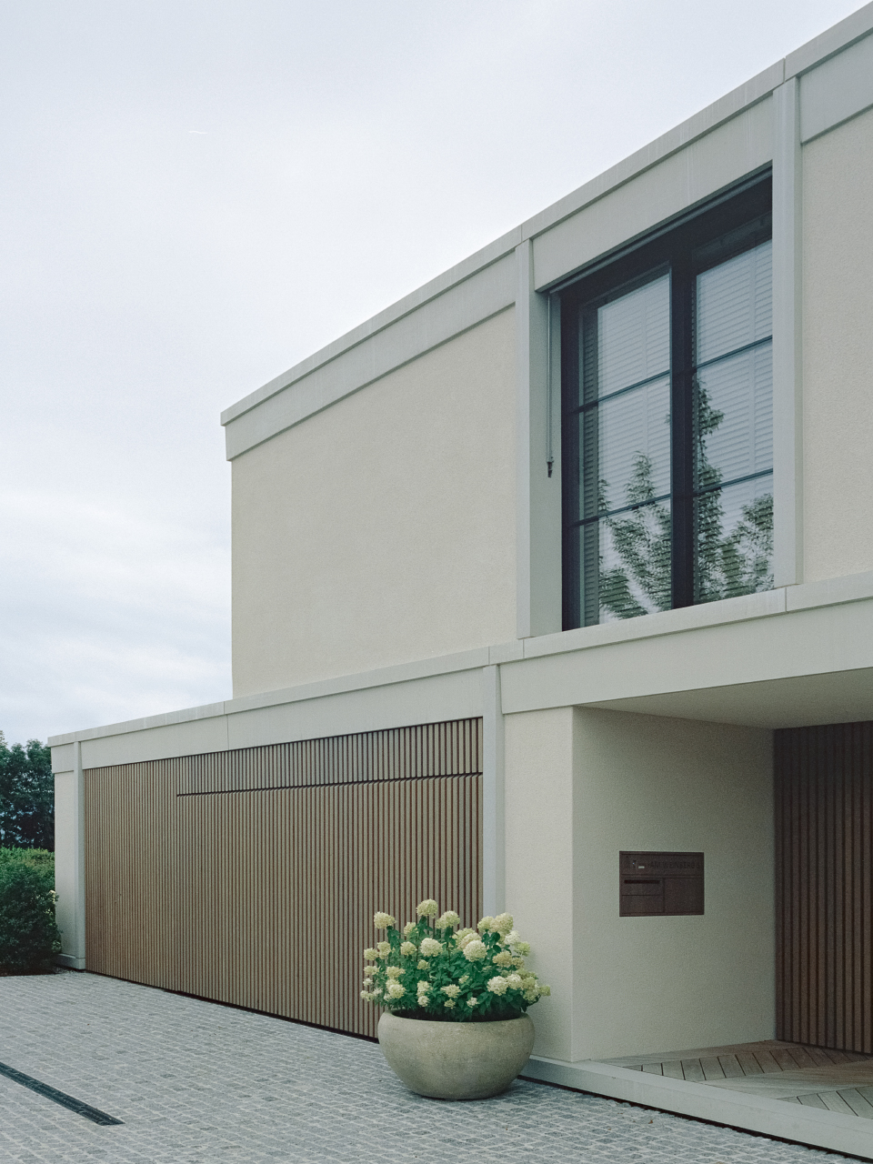 House at a vineyard by Think Architecture - 谷德设计网