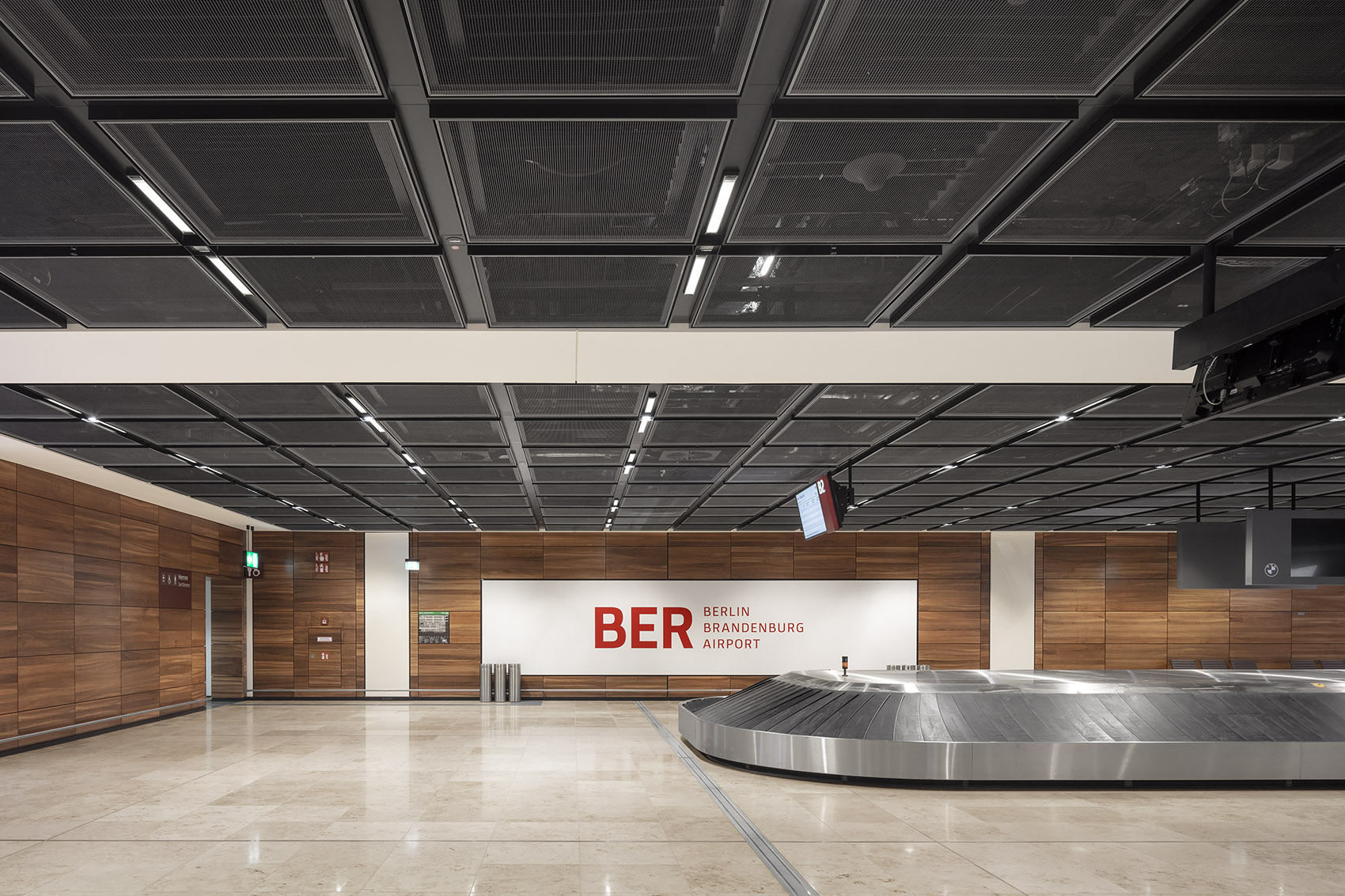 Ready for Take-off：Air traffic starting at BER by gmp - 谷德设计网