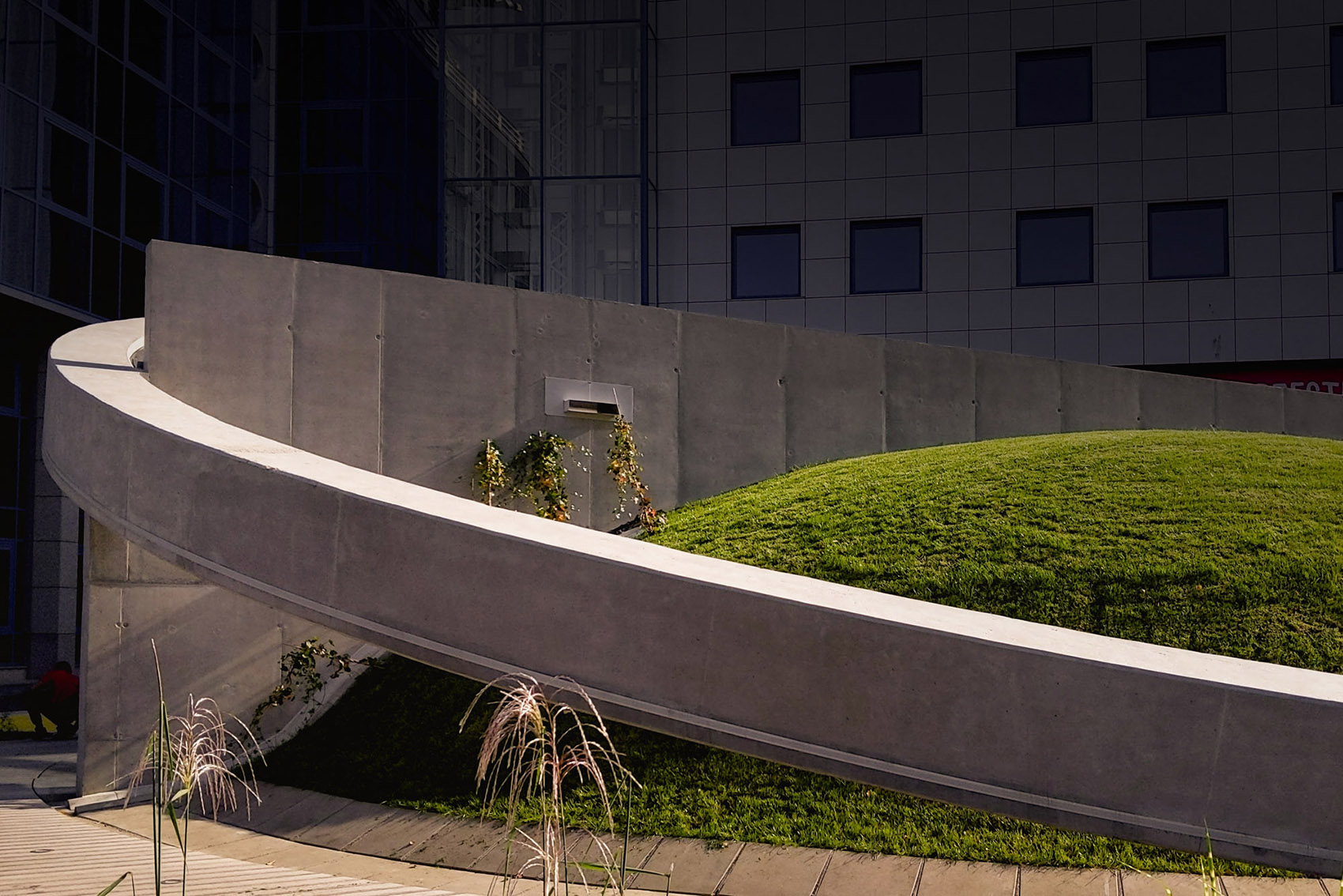 Brain Embassy Amphitheatre by mode:lina - 谷德设计网