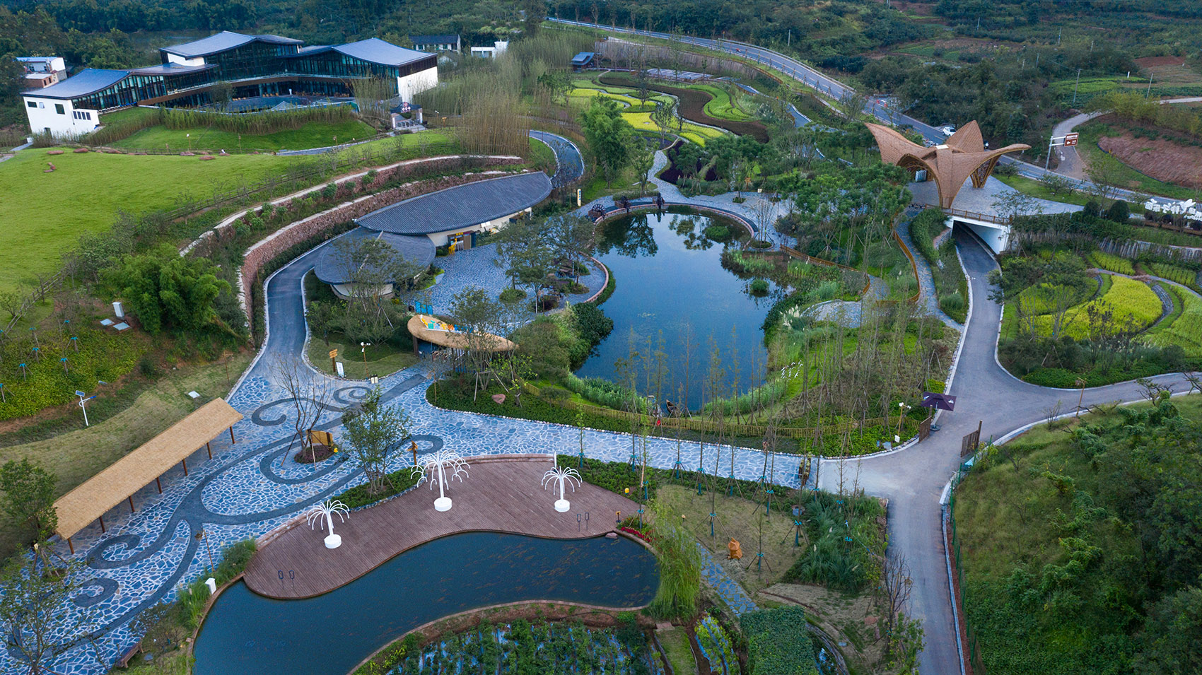 Newhope Real Estate Seed Park, China by BSED - 谷德设计网