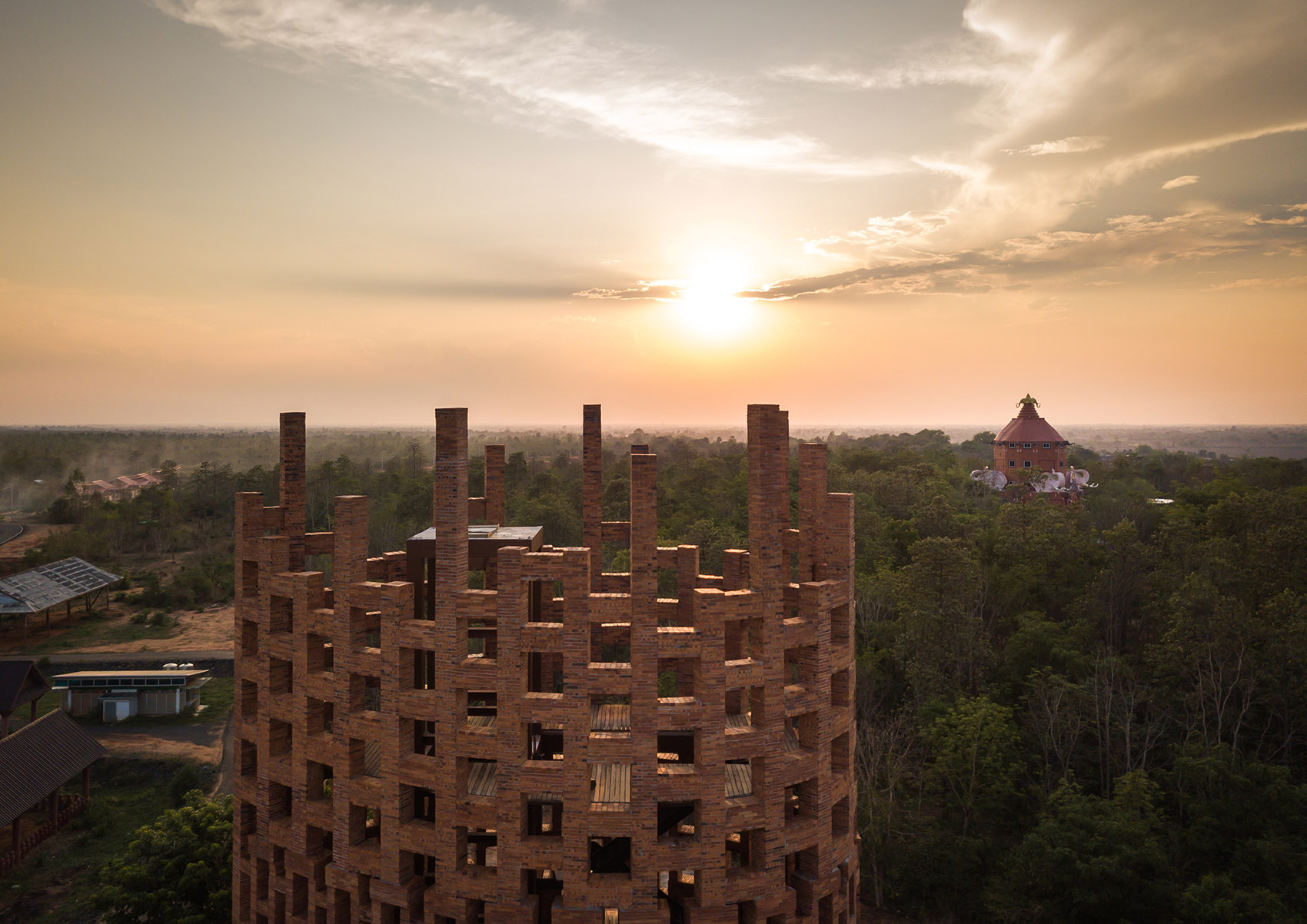 Brick Observation Tower by Bangkok Project Studio - 谷德设计网