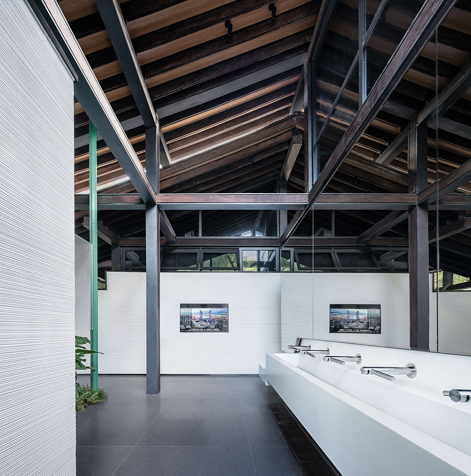 Public Toilet in The Ancient Street Square of Songcheng District ...