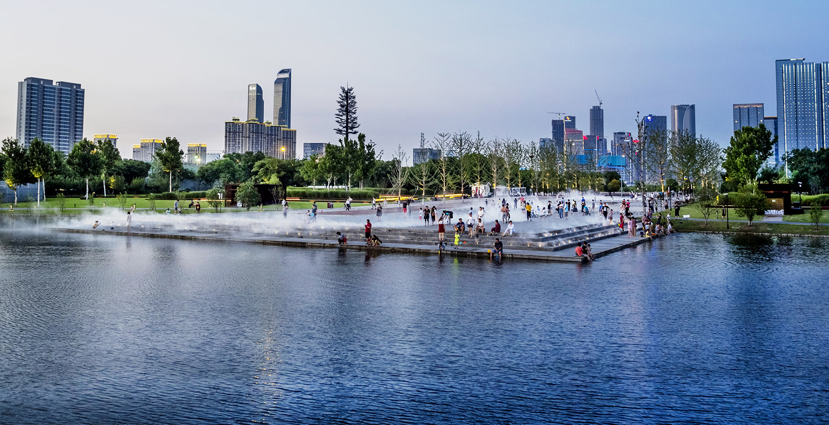 Nanjing Hexi Urban Eco Park, China by AECOM - 谷德设计网