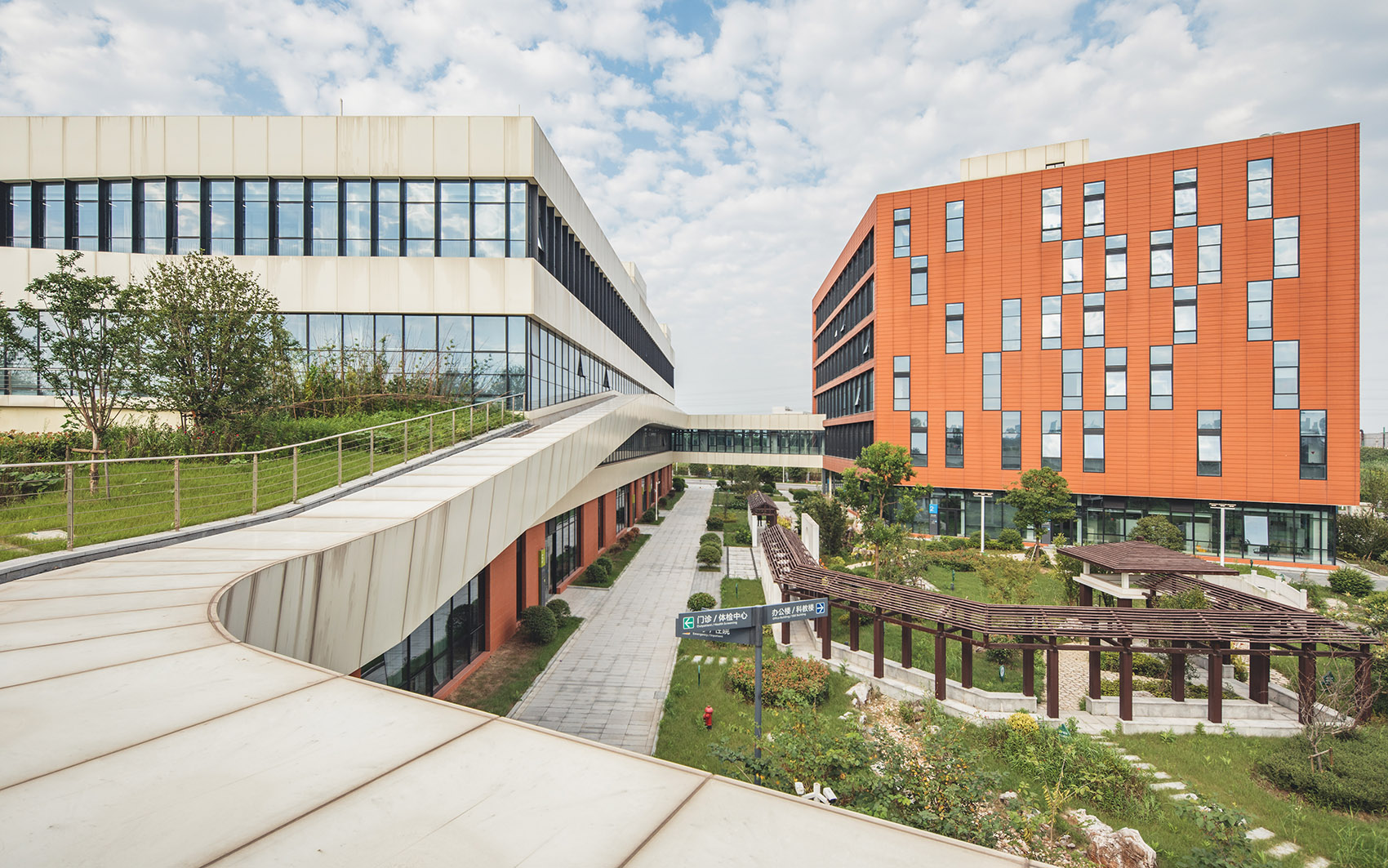 People’s Hospital of WuJiang Economic and Technology Development Area ...
