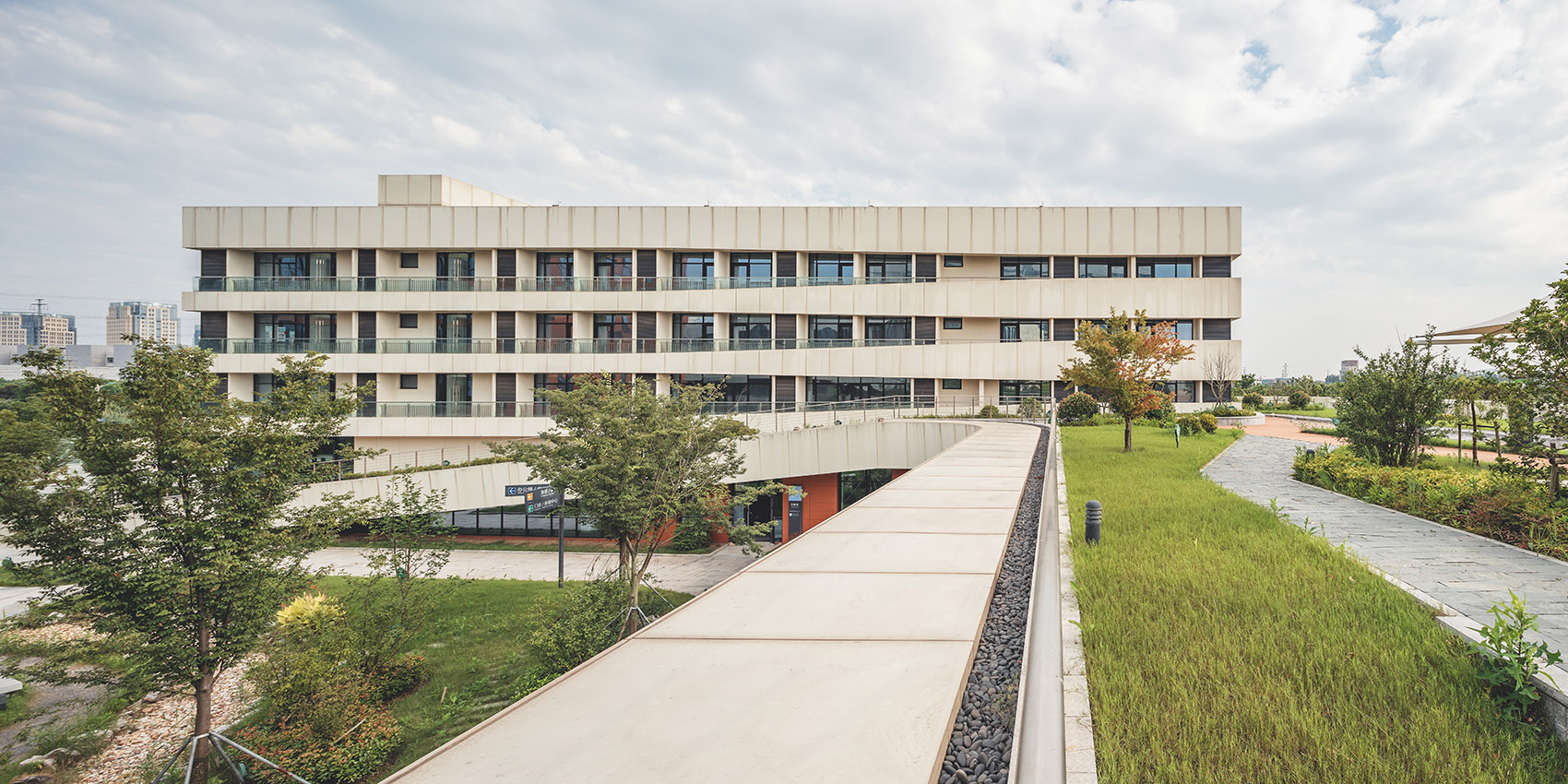 People’s Hospital of WuJiang Economic and Technology Development Area ...