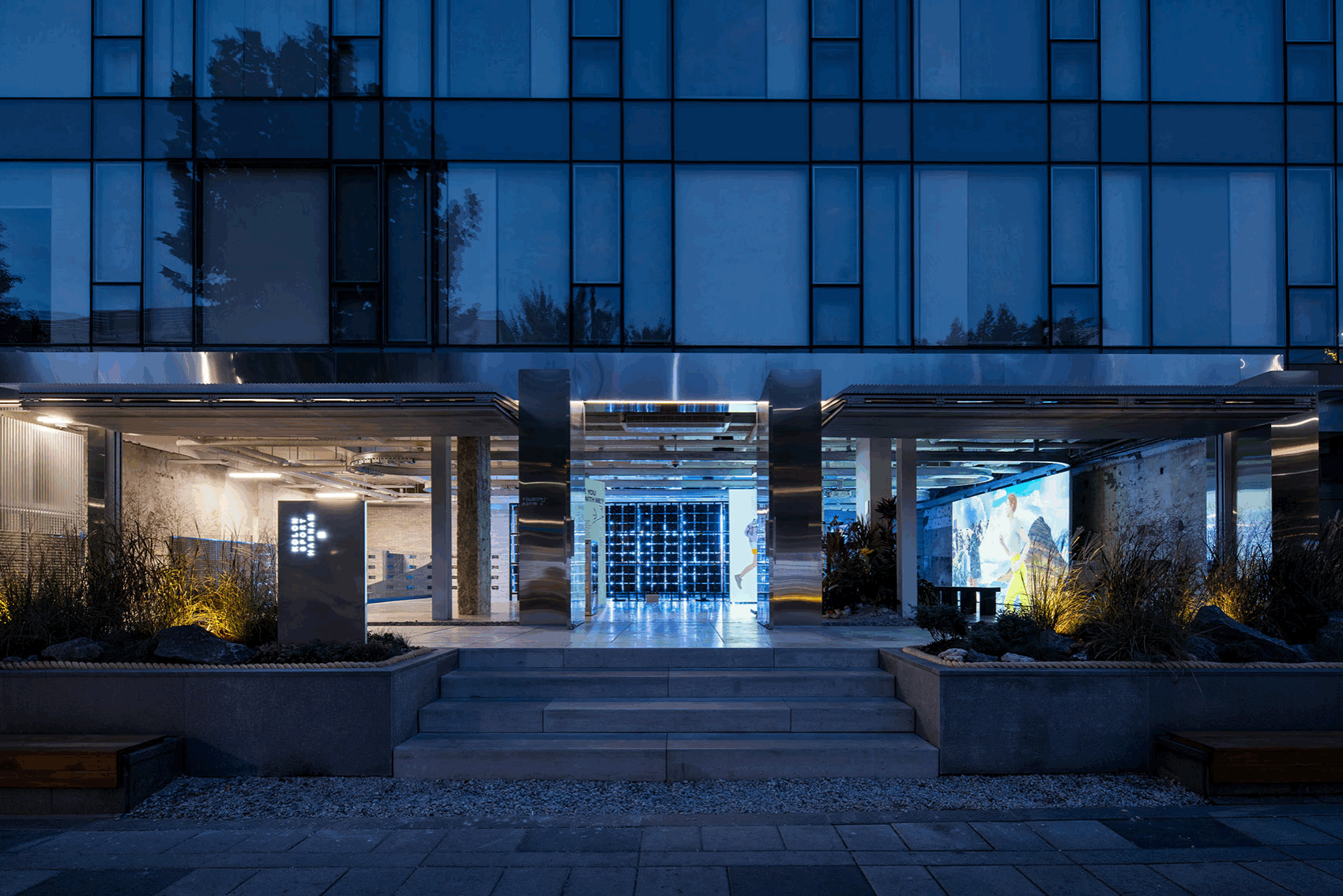 KOLON SPORT Hannam Store by Studio Fragment - 谷德设计网