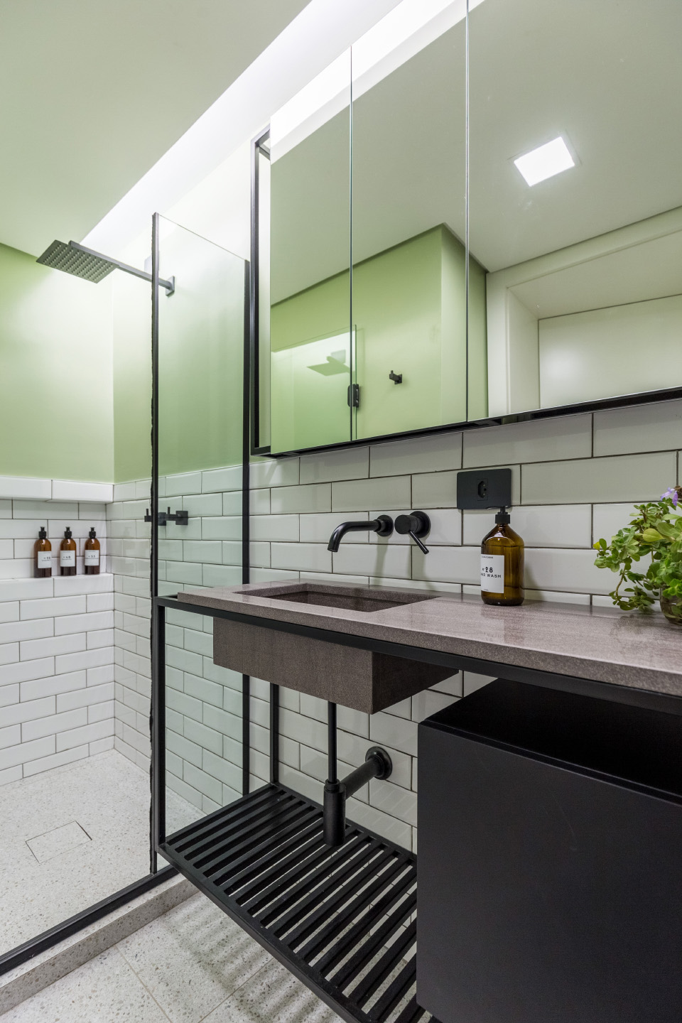 APARTAMENT LIDO 501 by Atelier Aberto Arquitetura - 谷德设计网