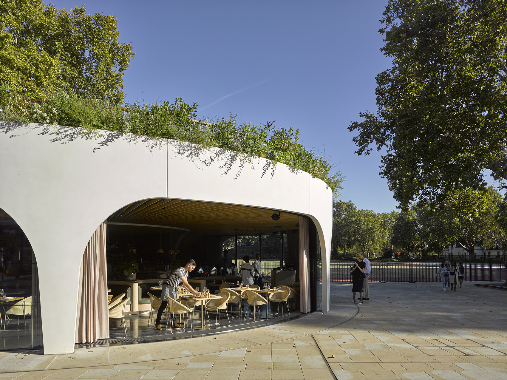Vardo Restaurant at Duke of York Square by Nex - 谷德设计网