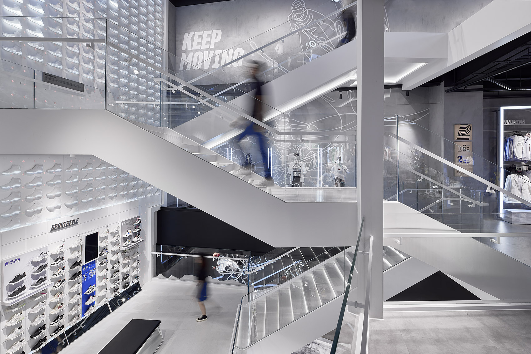 Anta Flagship Store, China by Gensler - 谷德设计网