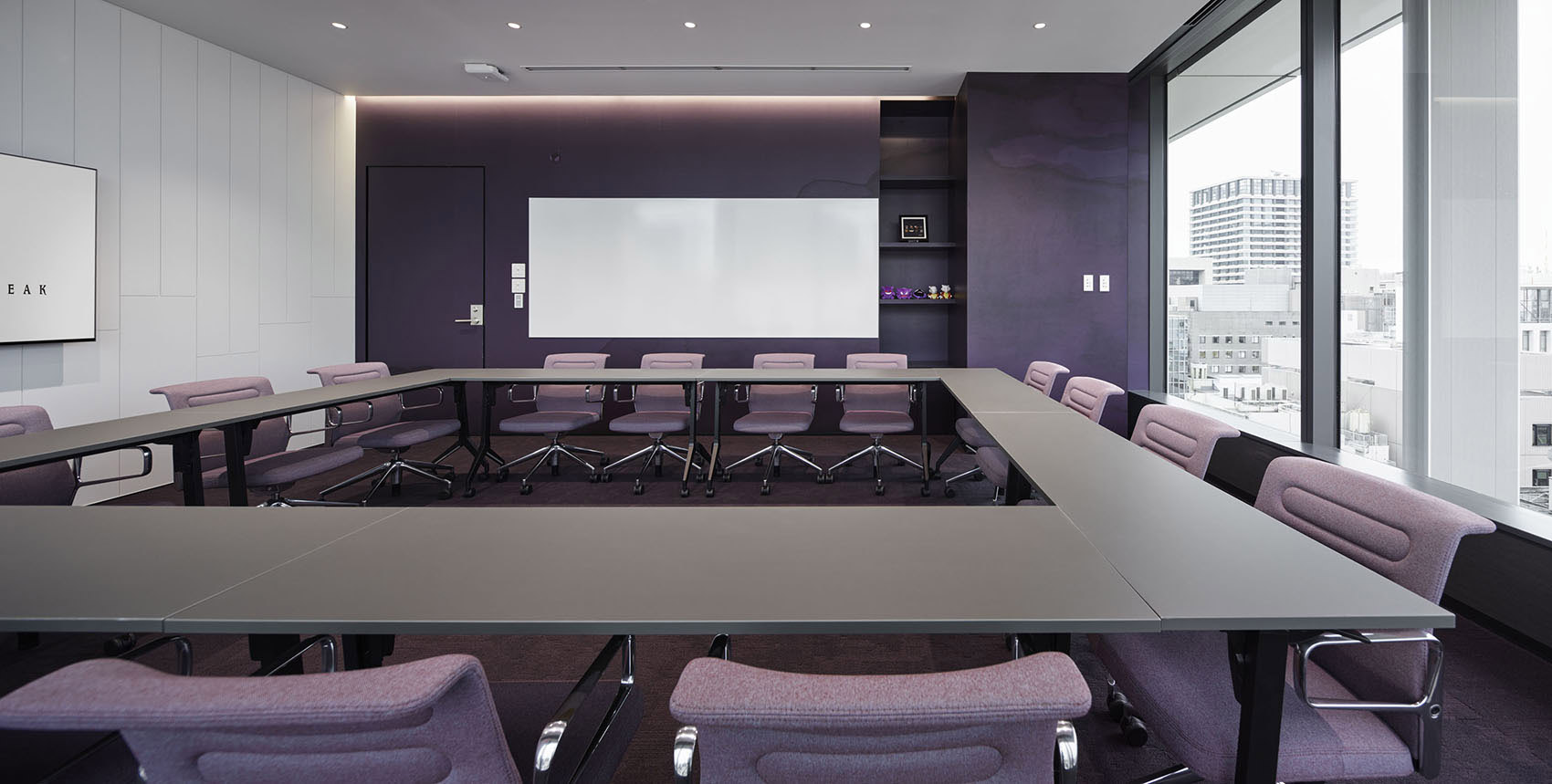 Game Freak Office by Canuch - 谷德设计网