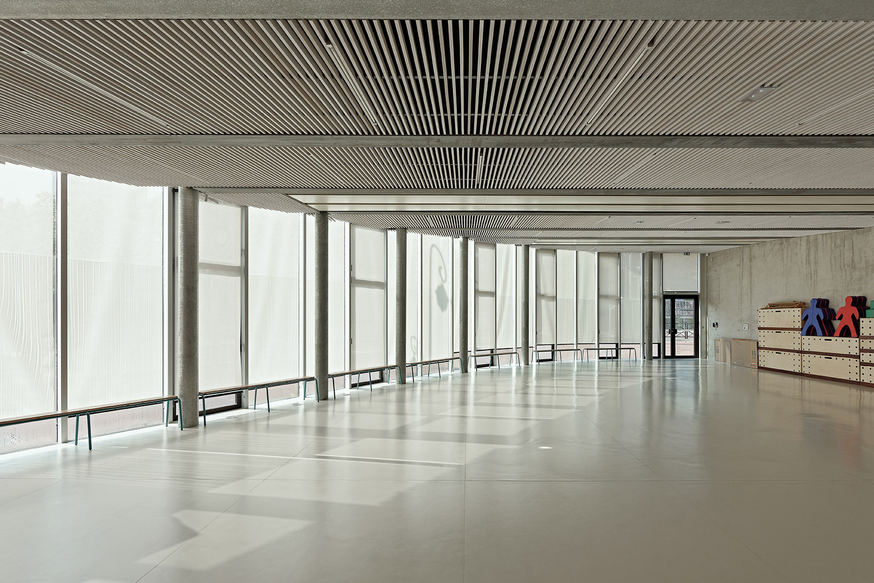 School Center and Leisure Activity Center in Antony by Dietmar ...