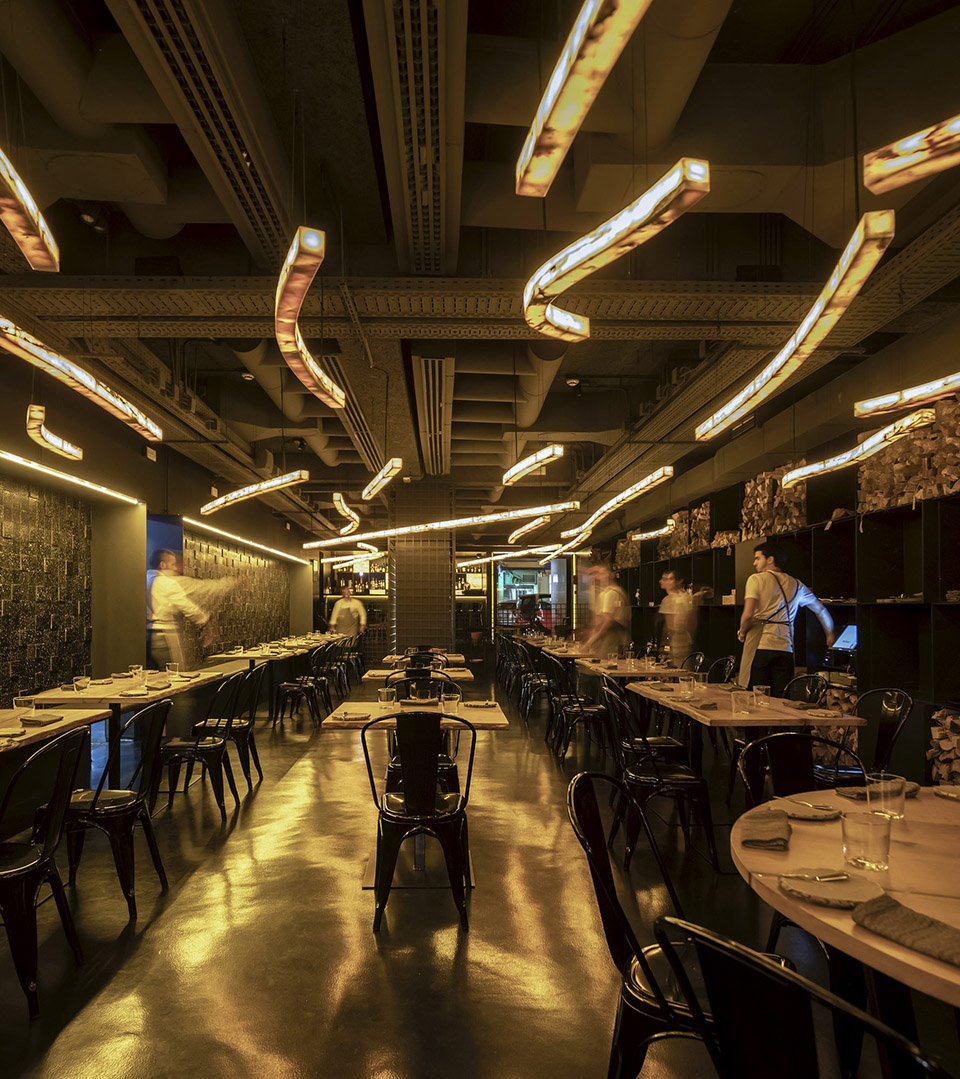 FOGO Restaurant by João Tiago Aguiar - 谷德设计网