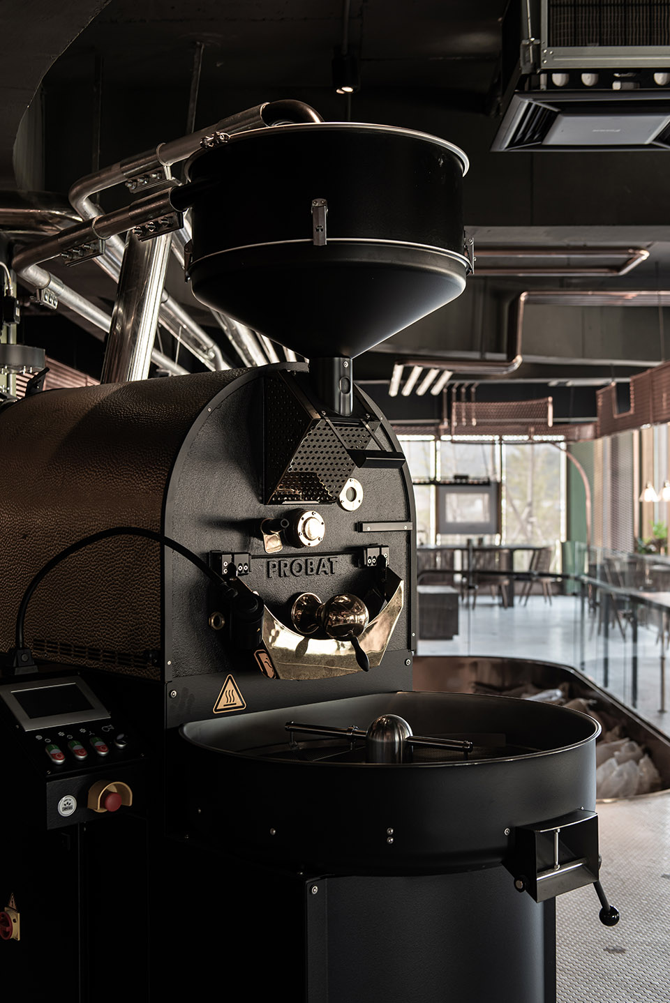 Iron flower Coffee Factory, Hangzhou, China by Slow Coral Design - 谷德设计网