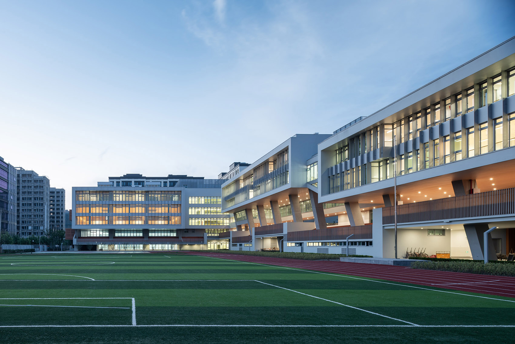 The New Bund School of No.2 Secondary School of East China Normal ...