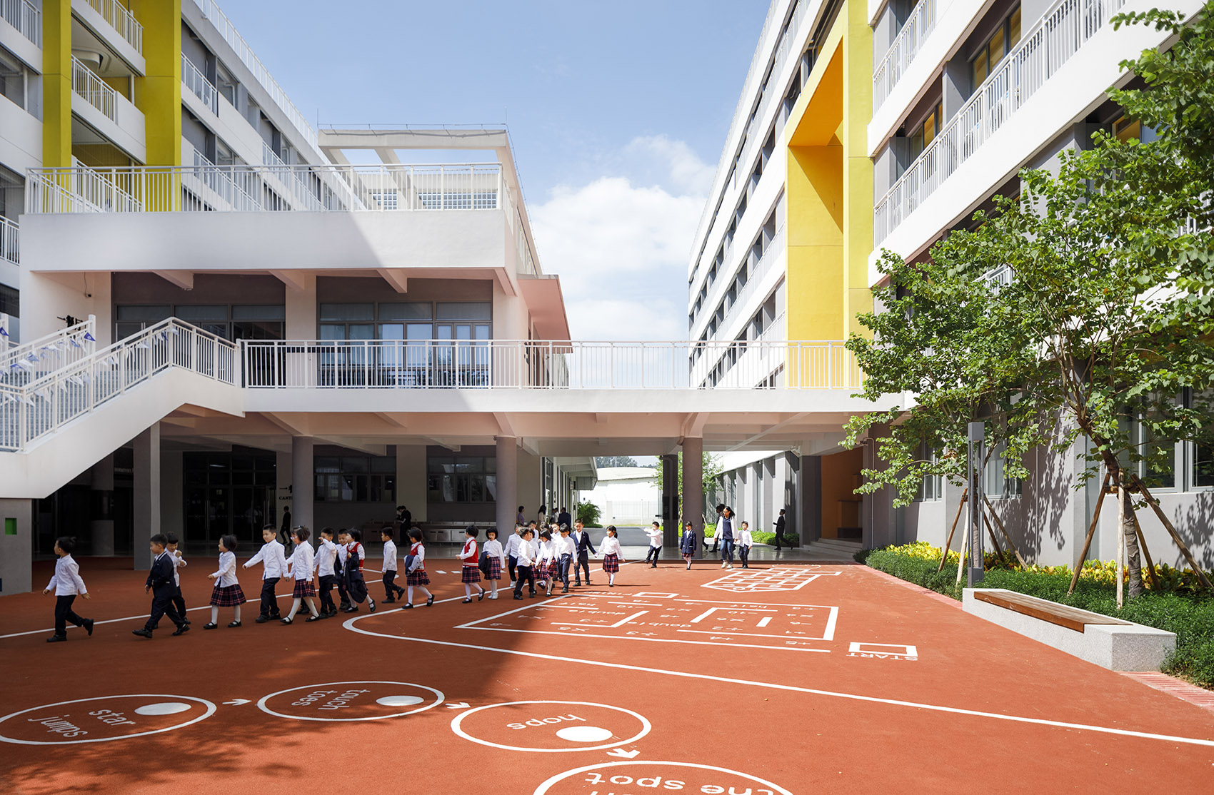 Foshan Meisha Bilingual School, China by GND Jiedi Landscape Design - 谷德设计网