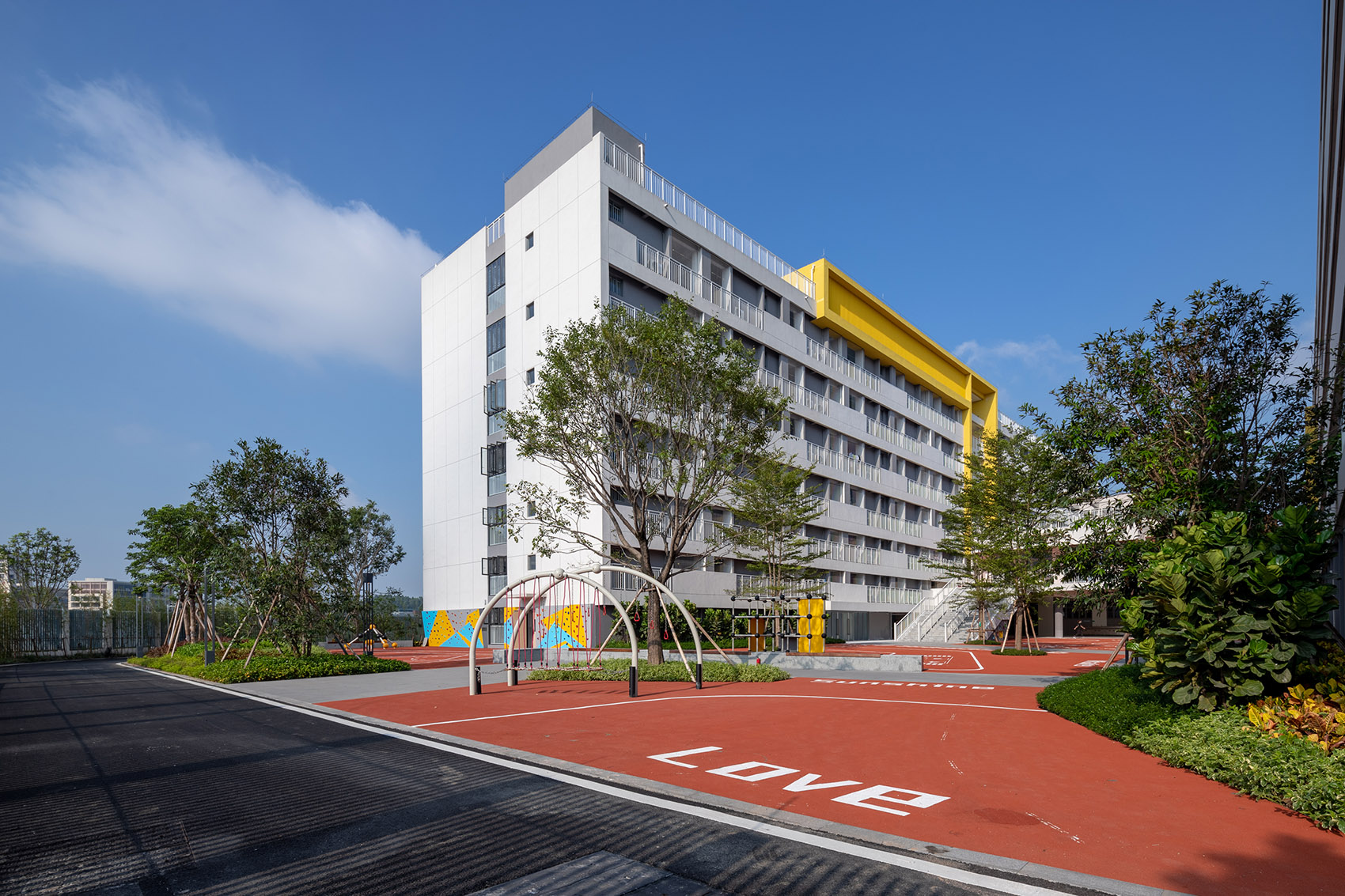 Foshan Meisha Bilingual School, China by GND Jiedi Landscape Design - 谷德设计网