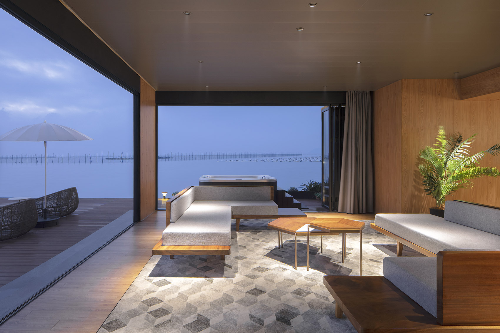 Hi Sea Floating Hotel, China by Balance Design - 谷德设计网