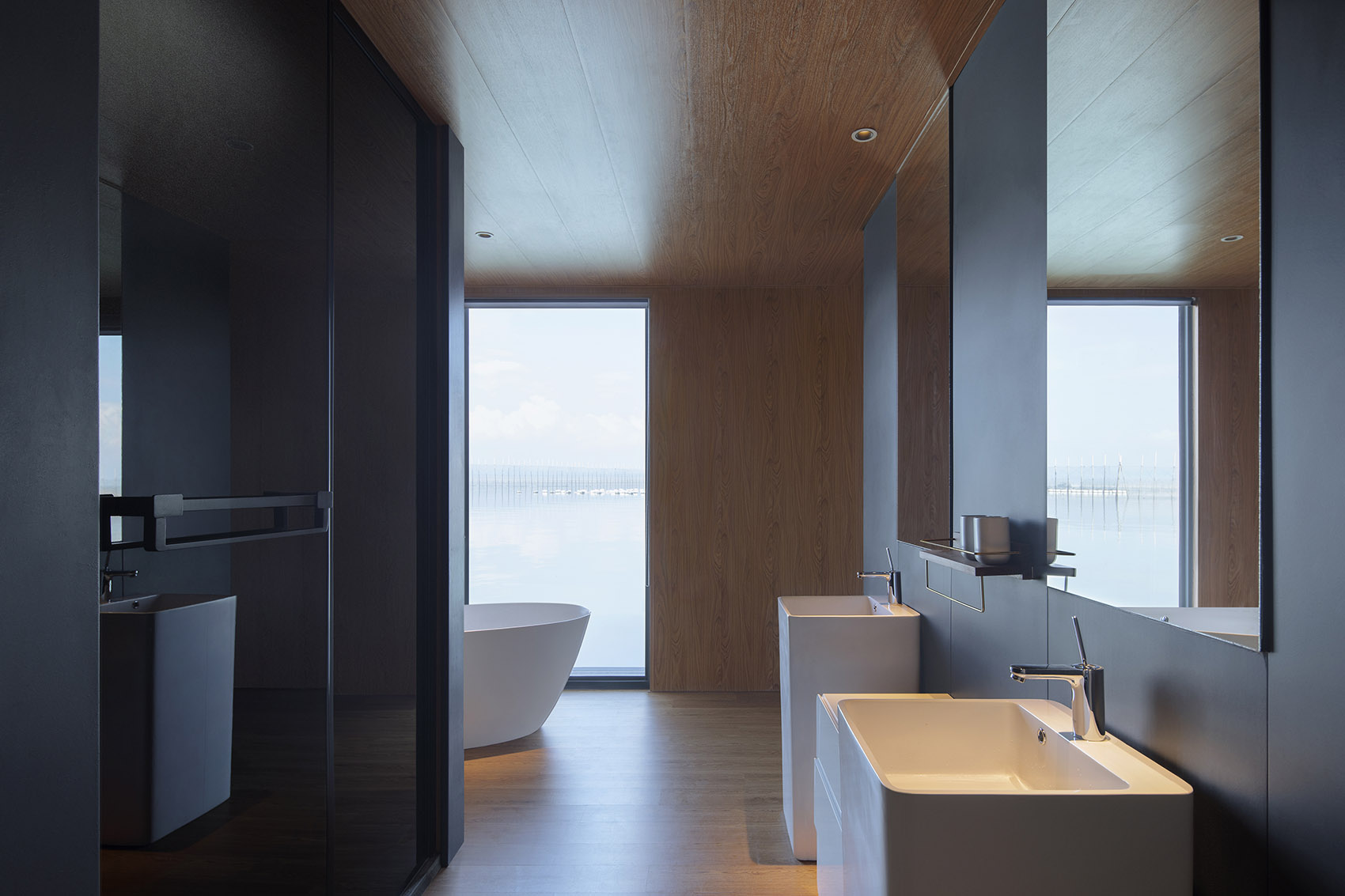 Hi Sea Floating Hotel, China by Balance Design - 谷德设计网