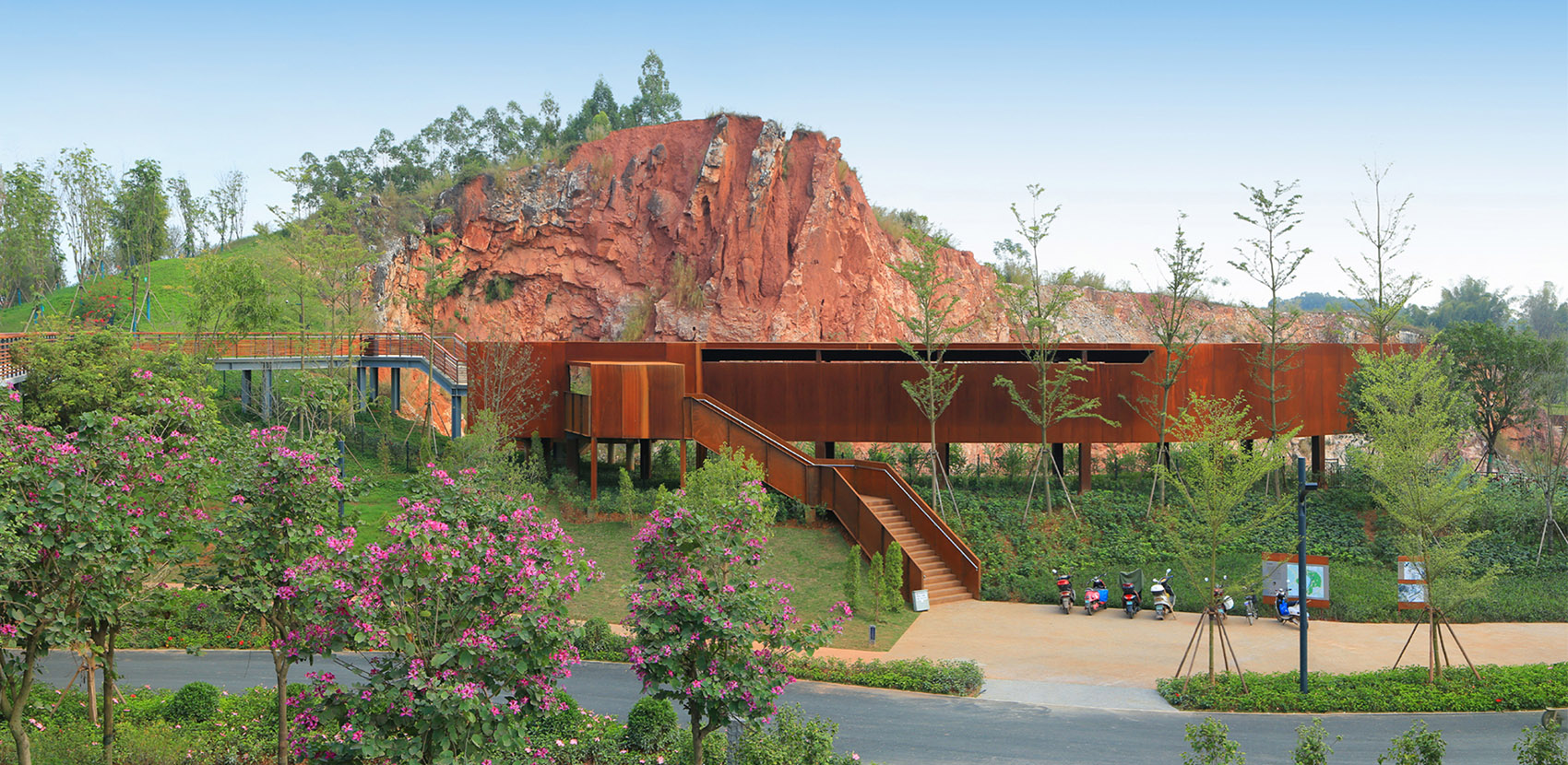Quarry Gardens in Nanning Garden Expo Park, China by Atelier DYJG - 谷德设计网