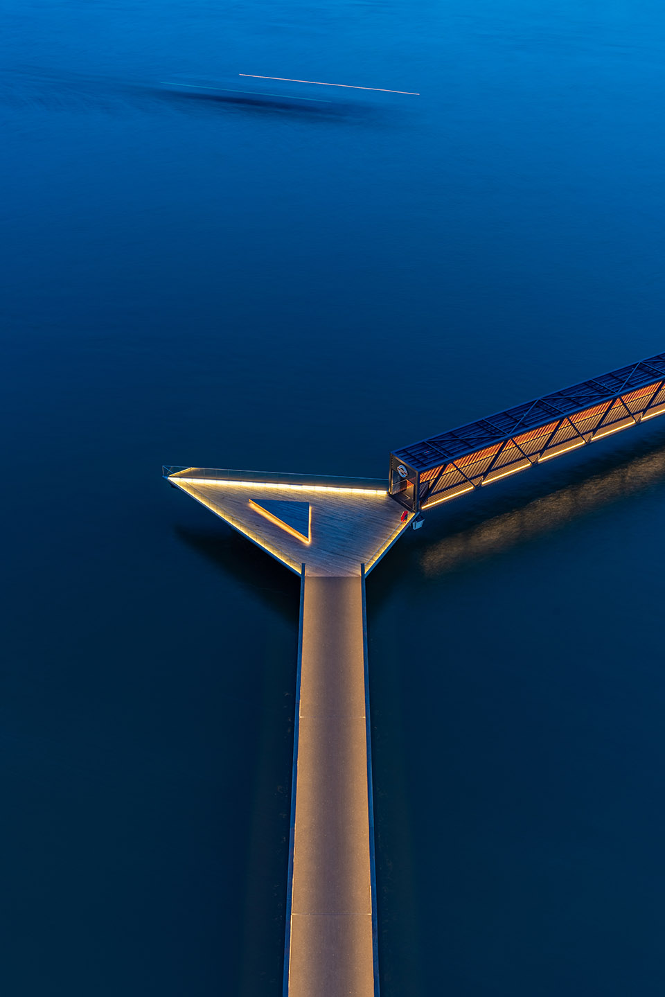 Royal Wharf Pier by Nex - 谷德设计网