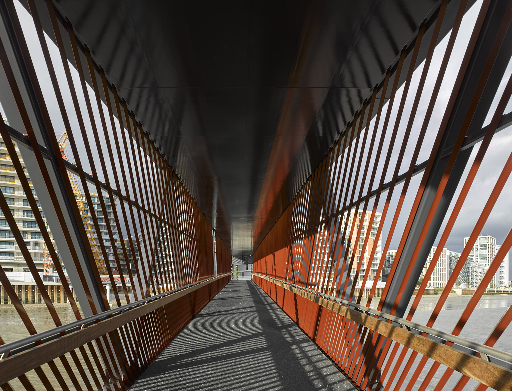 Royal Wharf Pier by Nex - 谷德设计网