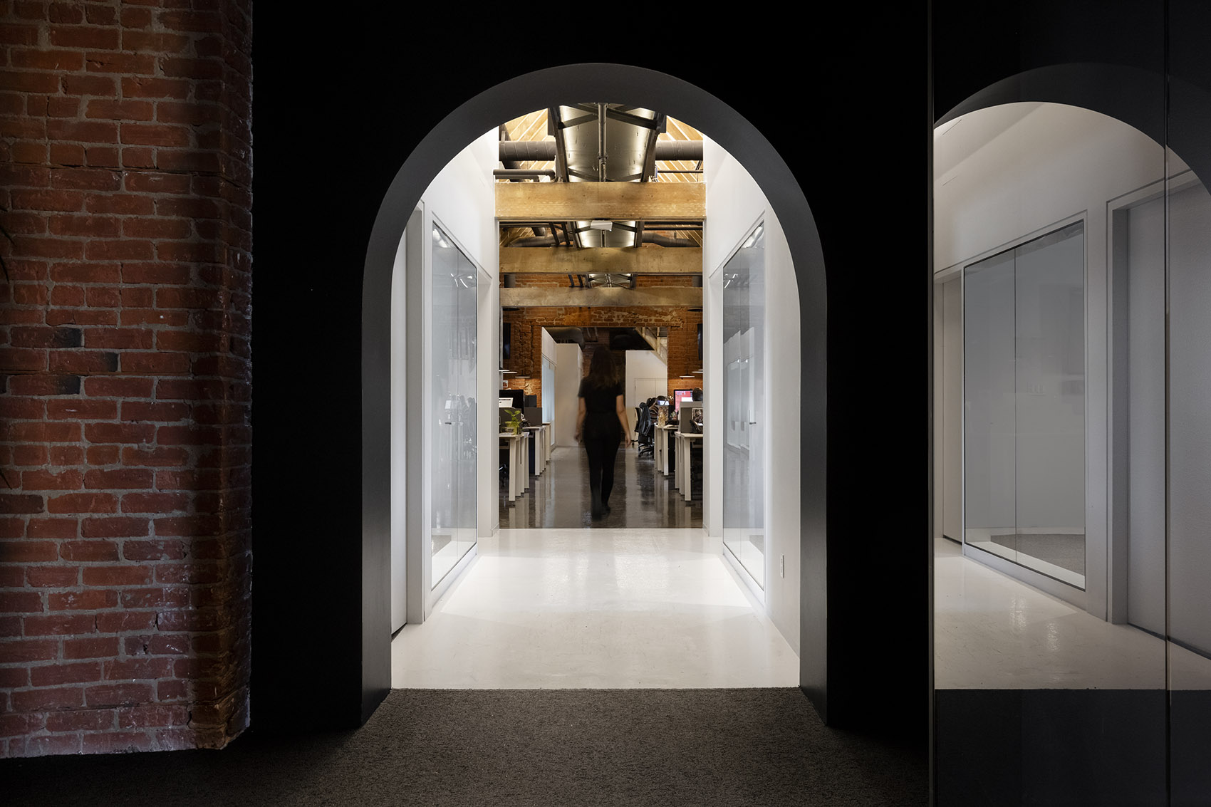 Lightspeed Offices Phase 3 by ACDF Architecture - 谷德设计网