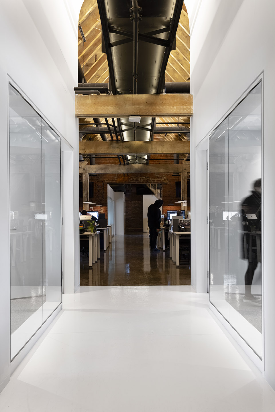 Lightspeed Offices Phase 3 by ACDF Architecture - 谷德设计网