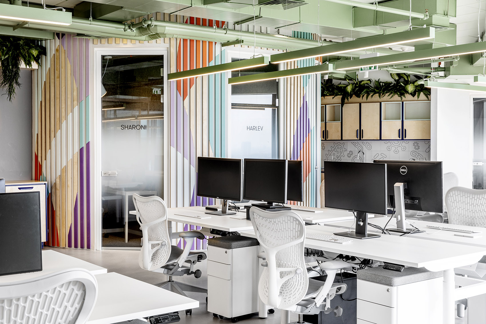 Twist Bioscience offices by Roy David Architecture - 谷德设计网