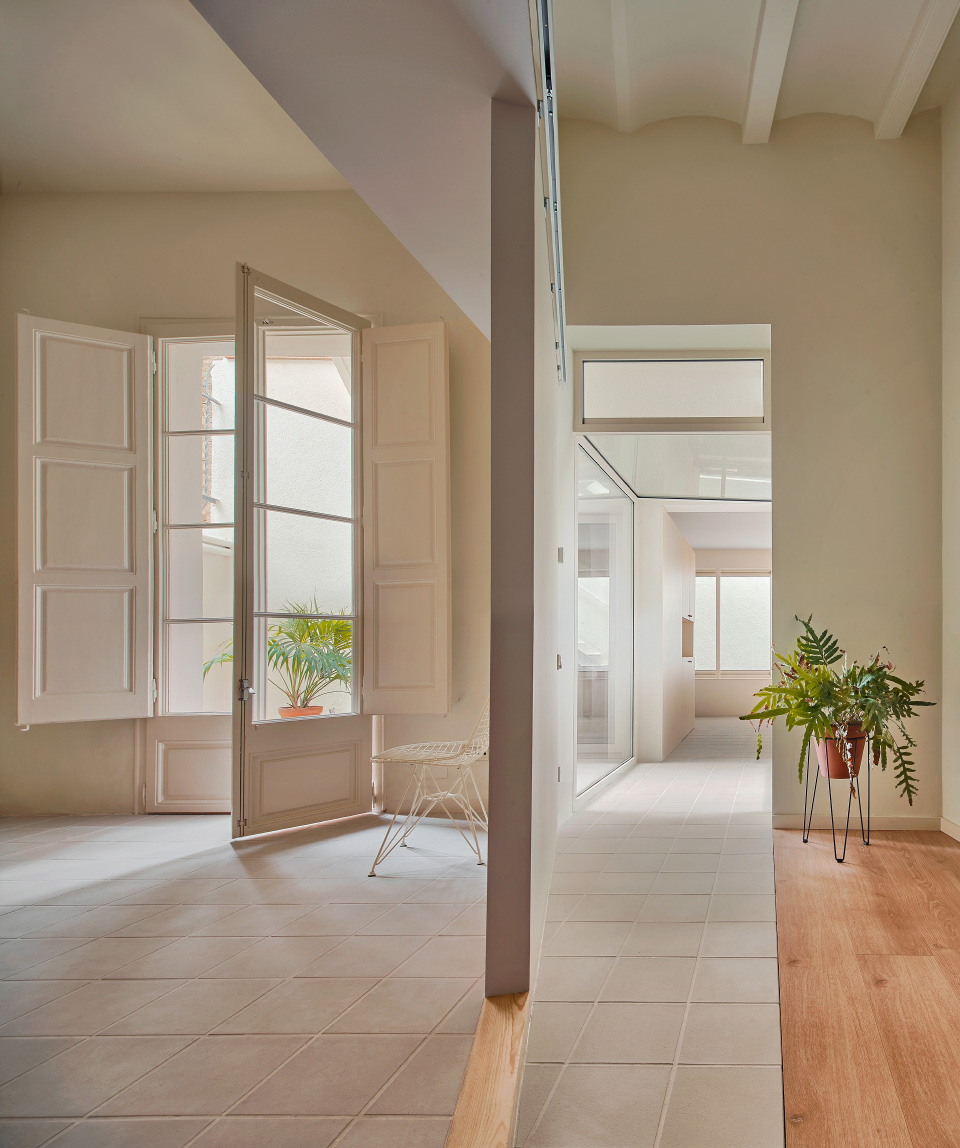 Renovation of El Farró by AMOO - 谷德设计网