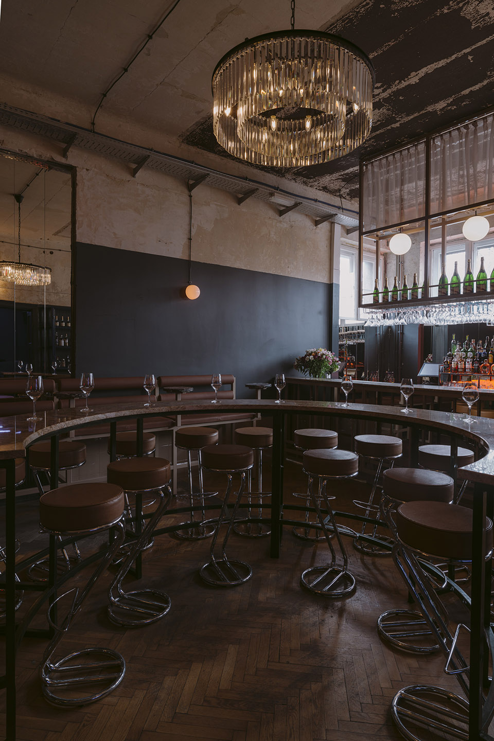 Próżność Klub by wiercinski-studio - 谷德设计网