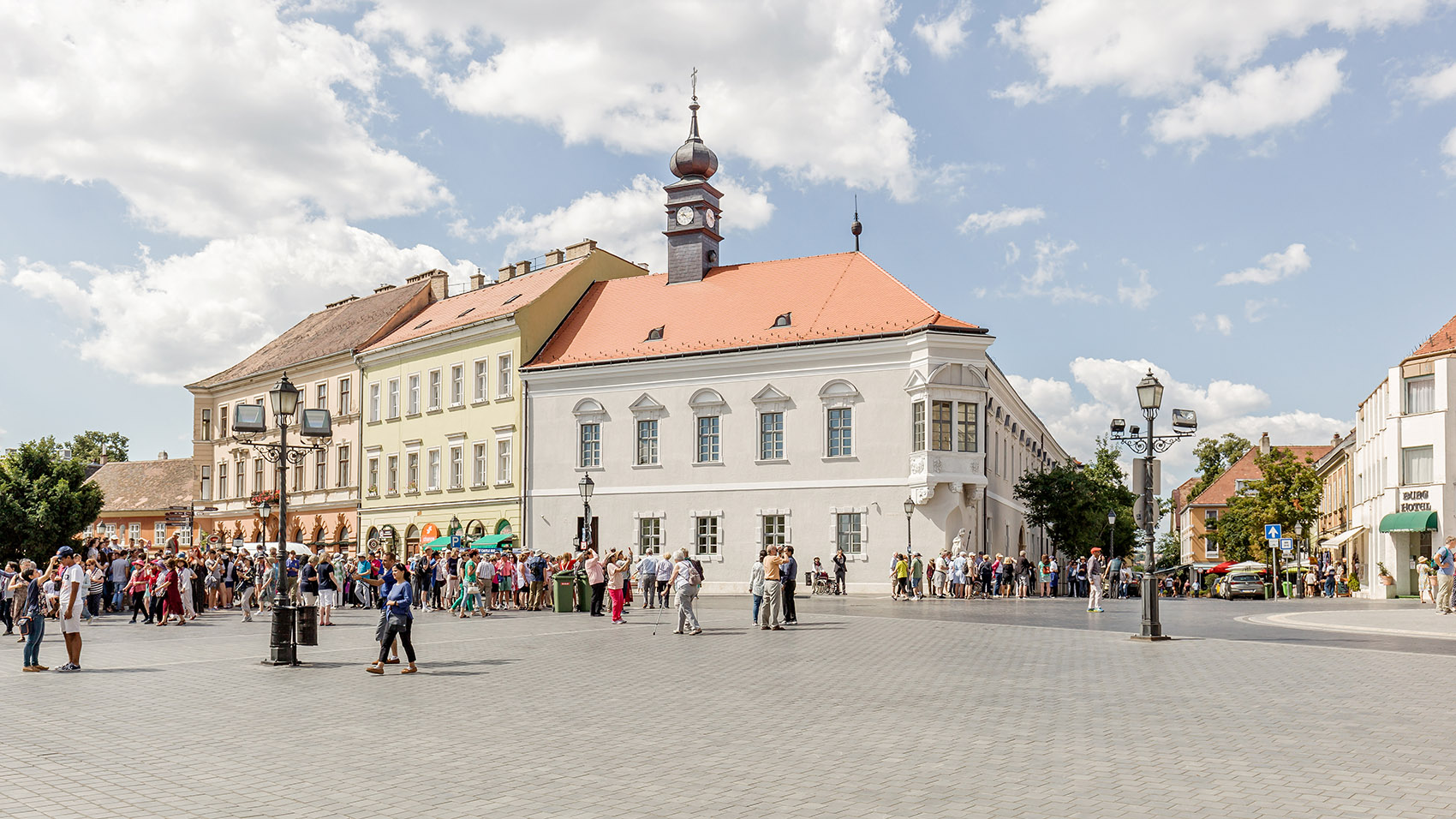 Reconstruction, modernization and extension of historic Town Hall of ...