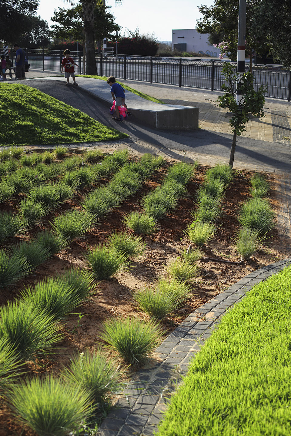 Sport-Promenade Binyamina by BO Landscape Architecture - 谷德设计网