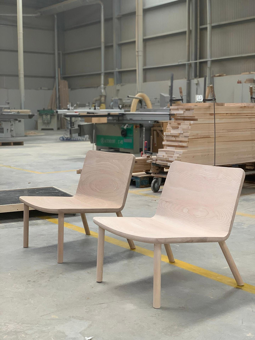 ALLAY chair by Daniel Schofield - 谷德设计网