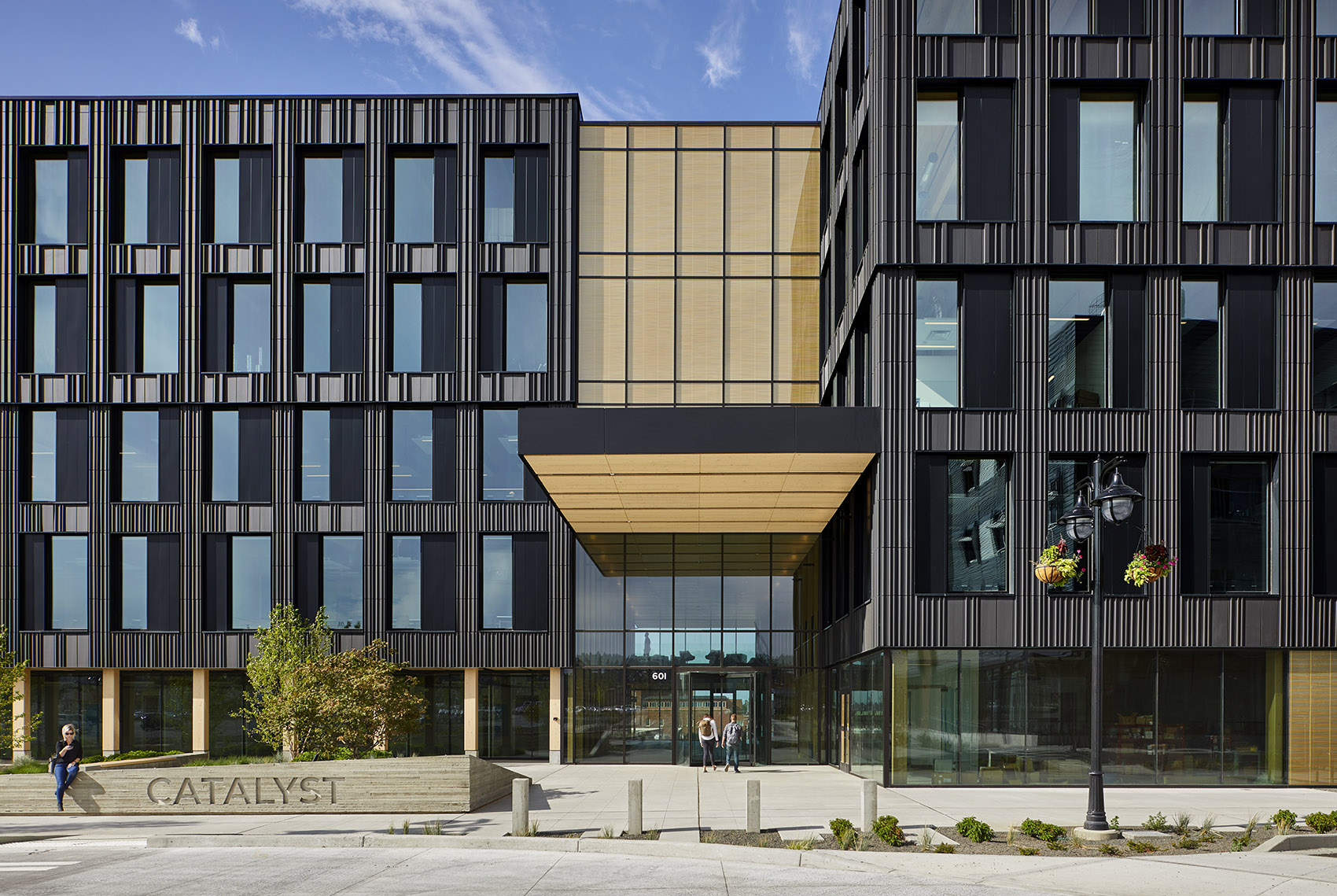 The Catalyst Building by Michael Green Architecture - 谷德设计网