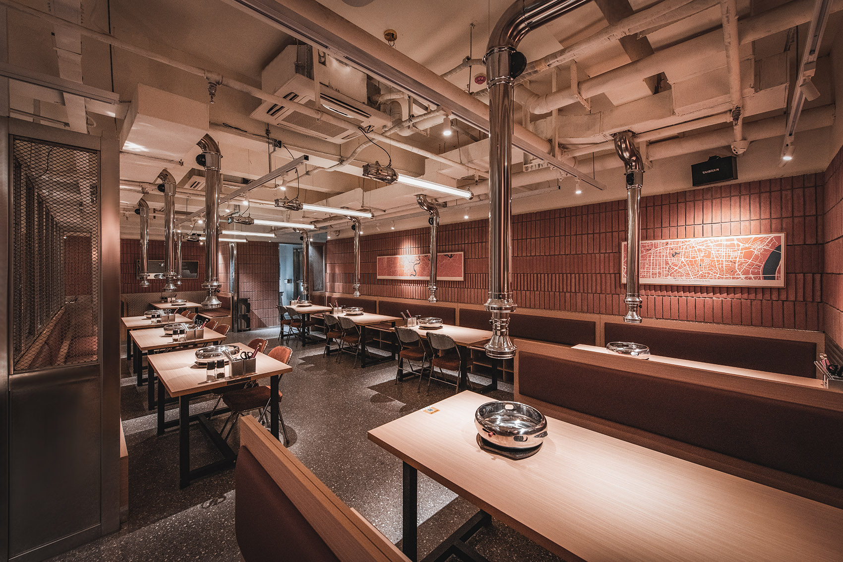 Chongqing Barbecue Company, China by KUMAKUMI ARCHITECTURAL DESIGN - 谷德设计网