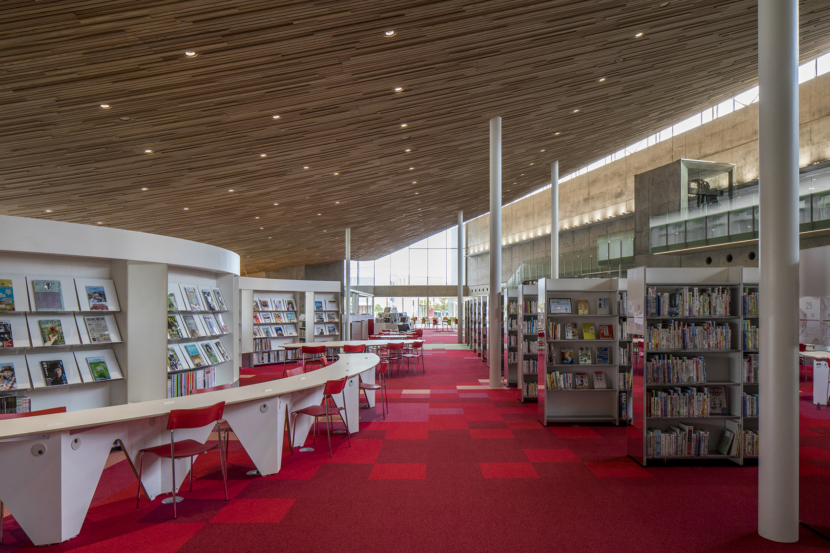 Tonami Public Library by MIKAMI Architects - 谷德设计网