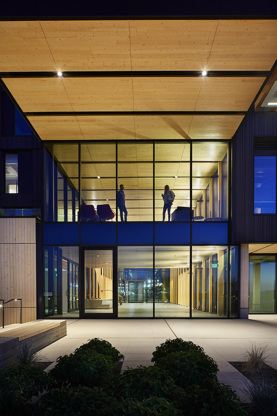 The Catalyst Building by Michael Green Architecture - 谷德设计网