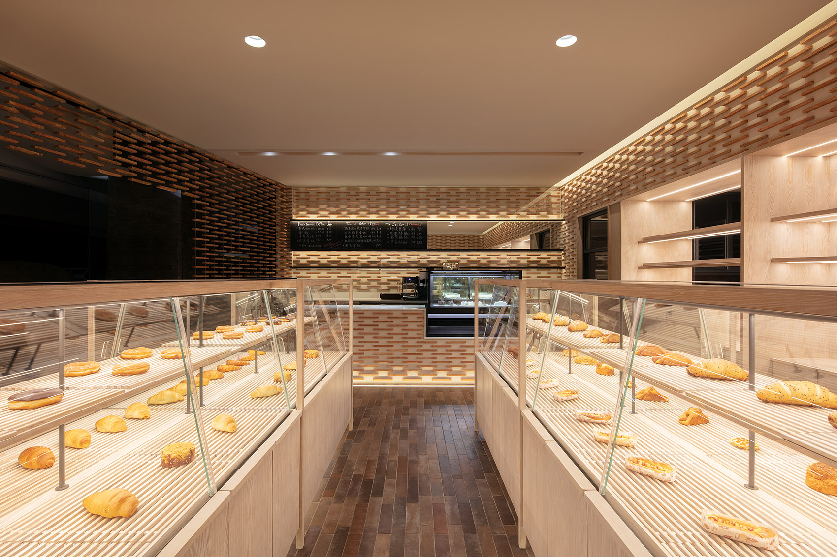 Yamazaki Bakery, Metro City, Shanghai, China by Jin Design Studio - 谷德设计网