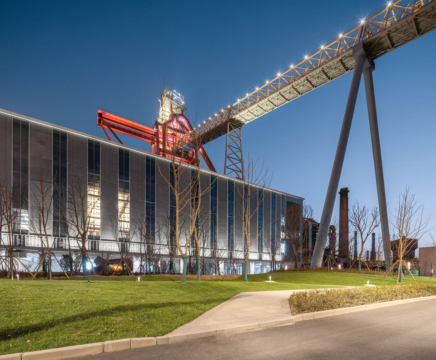 China Baowu Steel Conference and Exhibition Center by EDGE DESIGN x ...