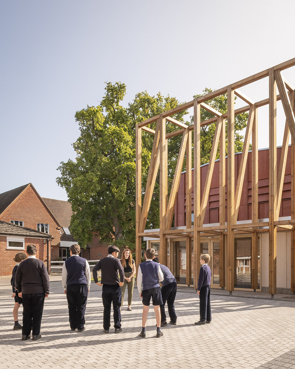 David Brownlow Theatre by Jonathan Tuckey Design - 谷德设计网