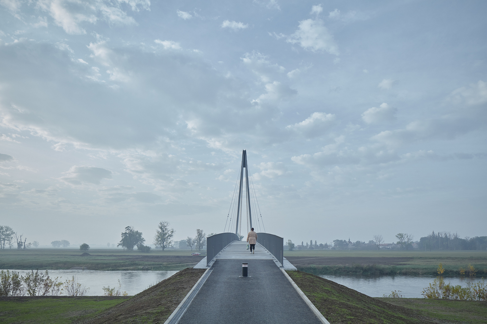 UHPFRC Footbridge by Petr Tej + Marek Blank + Jan Mourek - 谷德设计网