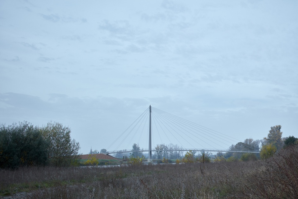 UHPFRC Footbridge by Petr Tej + Marek Blank + Jan Mourek - 谷德设计网
