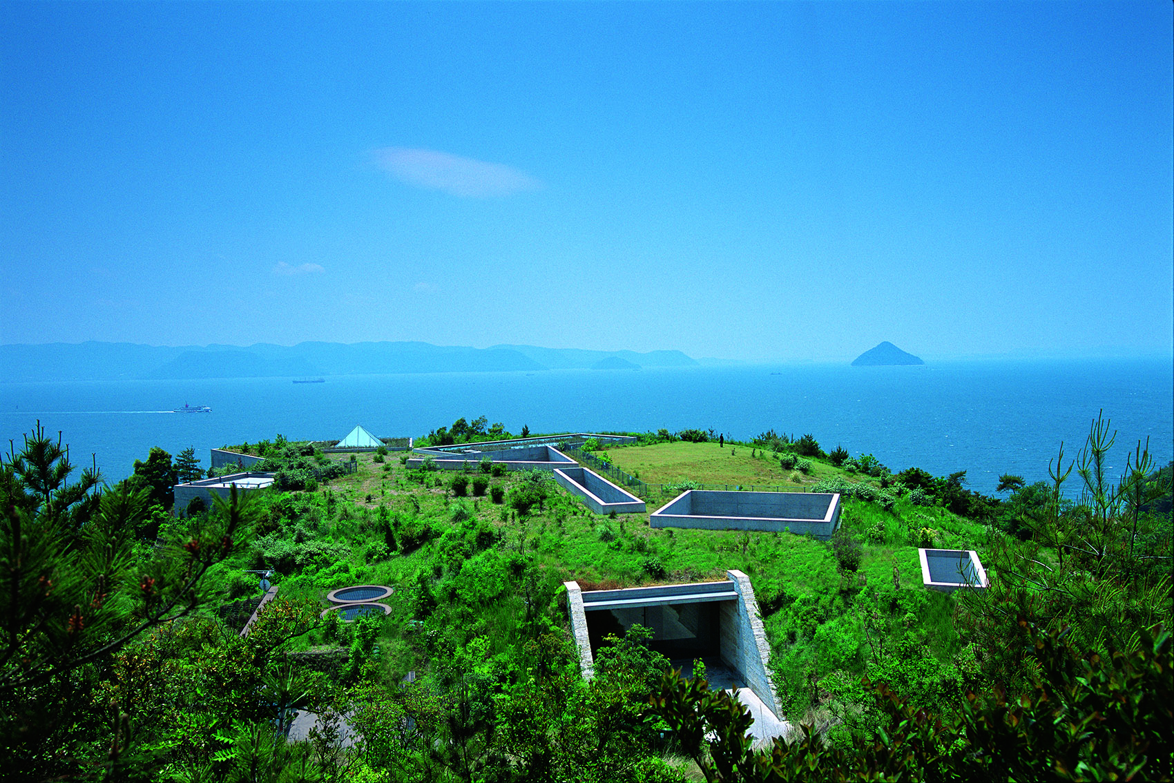 HE Art Museum officially opens its doors with the exhibition “Beyond ...