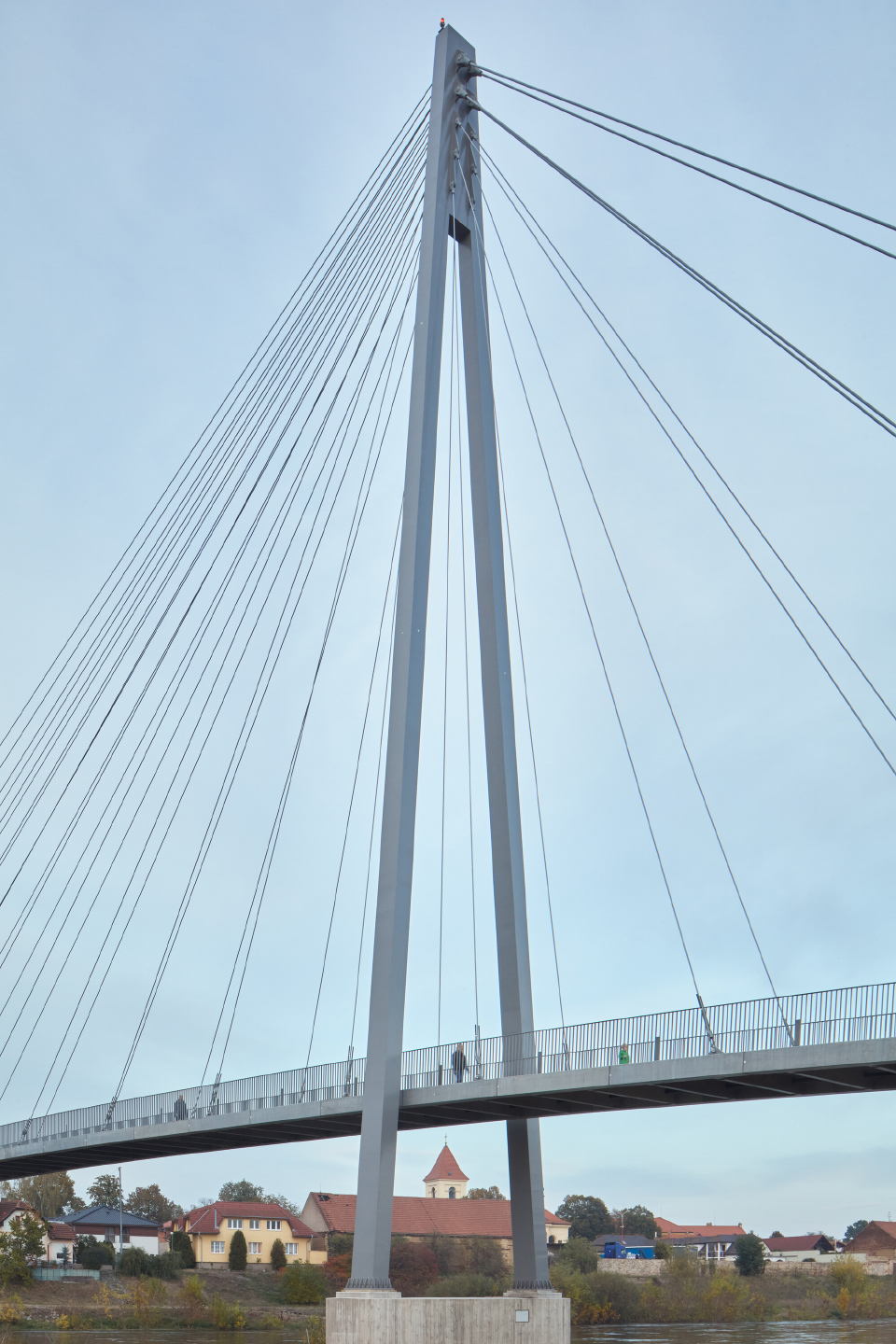 UHPFRC Footbridge by Petr Tej + Marek Blank + Jan Mourek - 谷德设计网