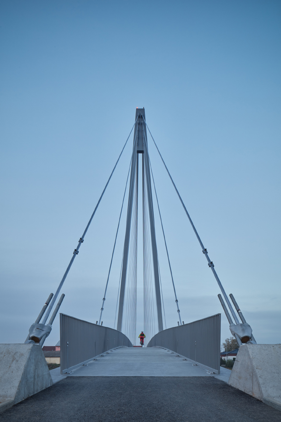 UHPFRC Footbridge by Petr Tej + Marek Blank + Jan Mourek - 谷德设计网