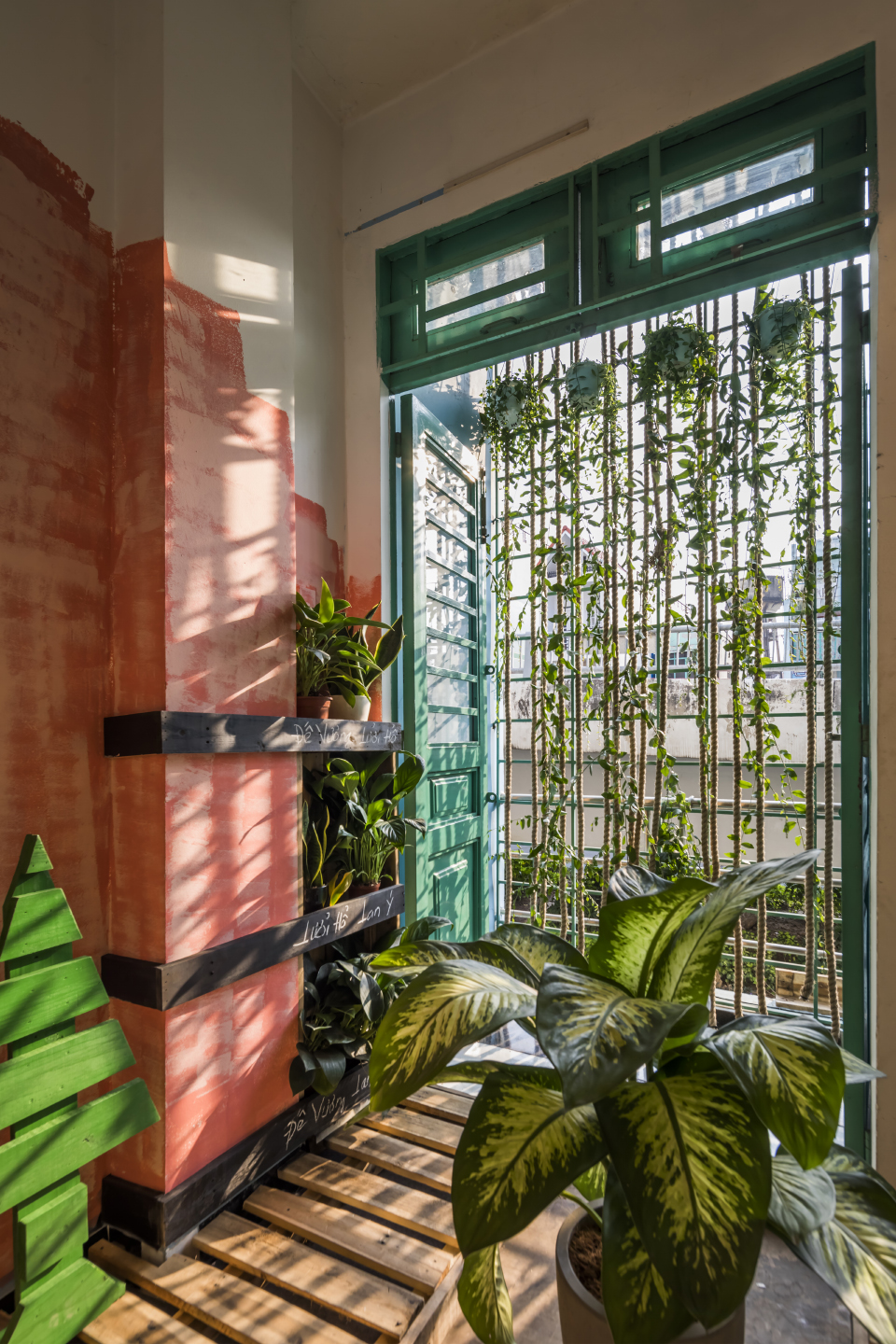 T4 Design Atelier by T4 design - 谷德设计网