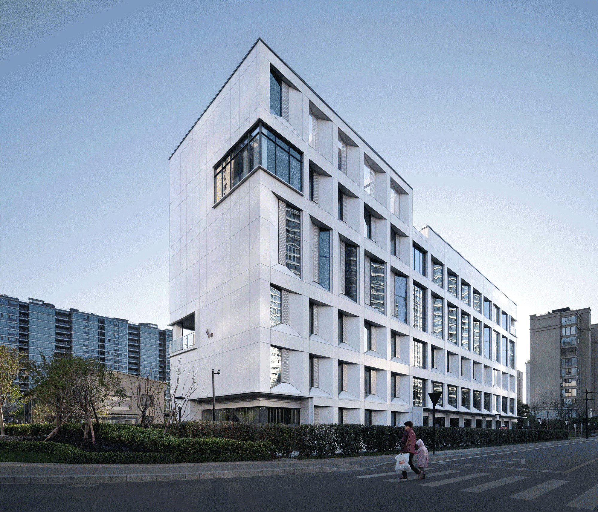Renovation of Hangzhou Old Chemical Fiber Factory, China by LYCS ...