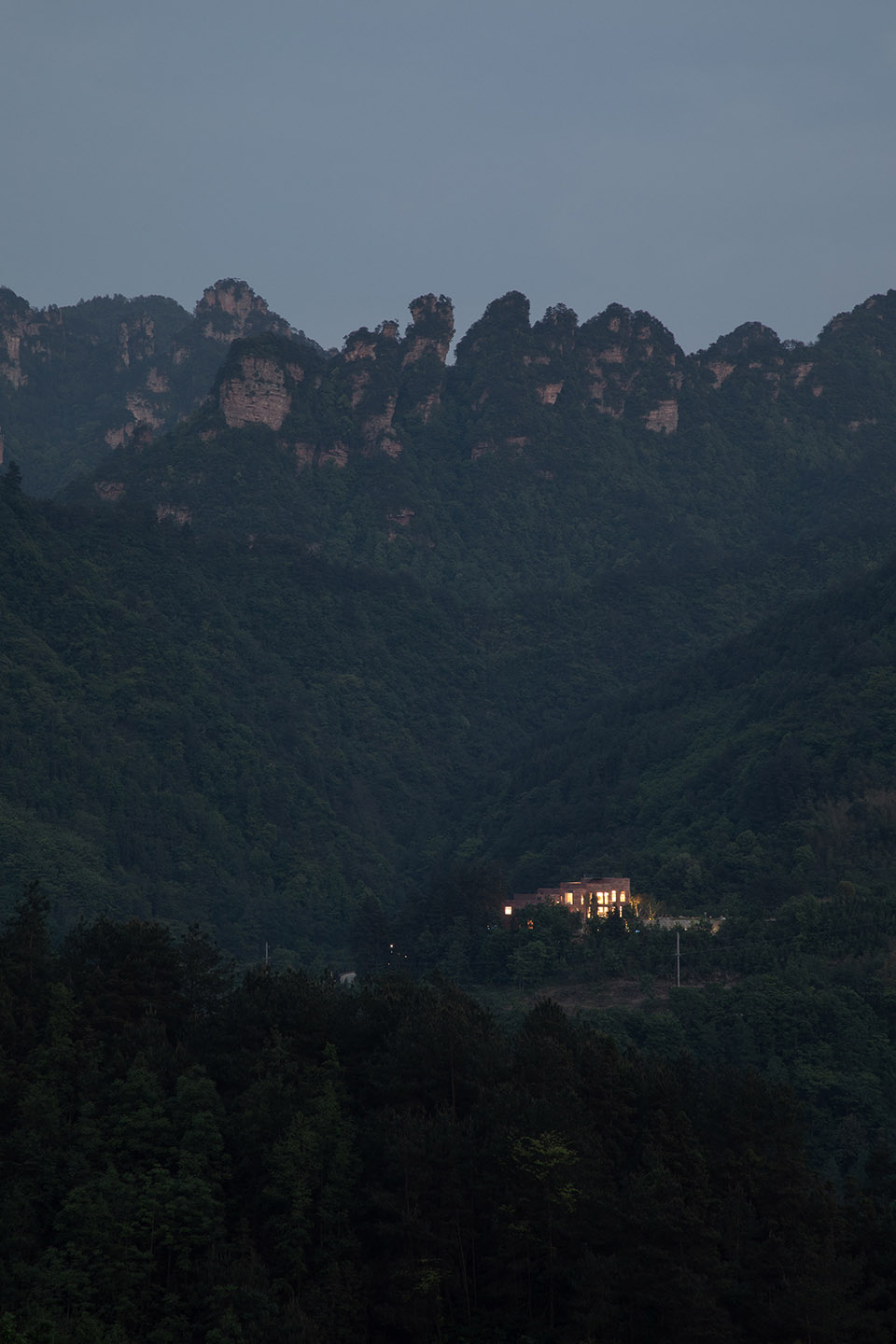 Red House, Hunan, China by Su Architects - 谷德设计网